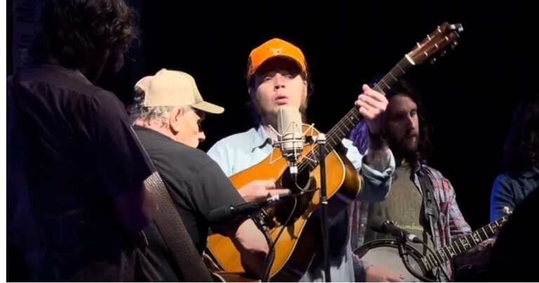 Billy Strings BillyBase - Home